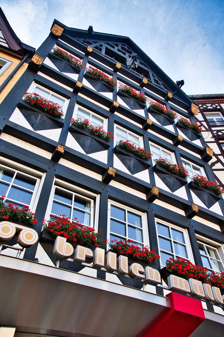 Effektiva fasadskyltar: Din guide till framträdande visuell kommunikation